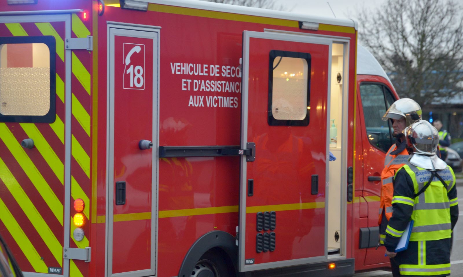 Les Sables-d’Olonne : un violent incendie détruit le magasin Noz près ...